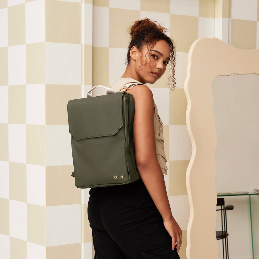 CLUSE Le Réversible backpack CX03505 Dark green/Sand - Official CLUSE Store